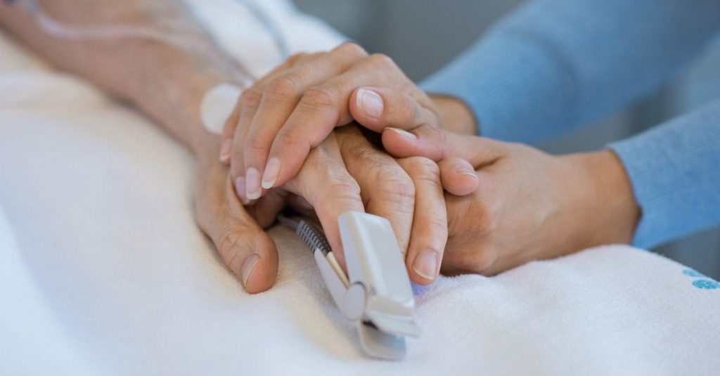 How To Comfort Someone Who Has A Sick Family Member - Lifestyle Magazine