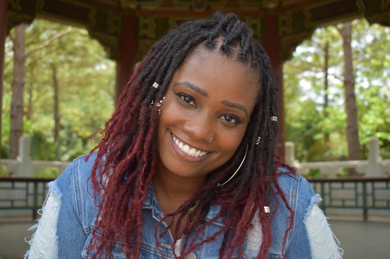 How Long Does It Take for Dreads to Loc? (Tips To Speed It Up ...